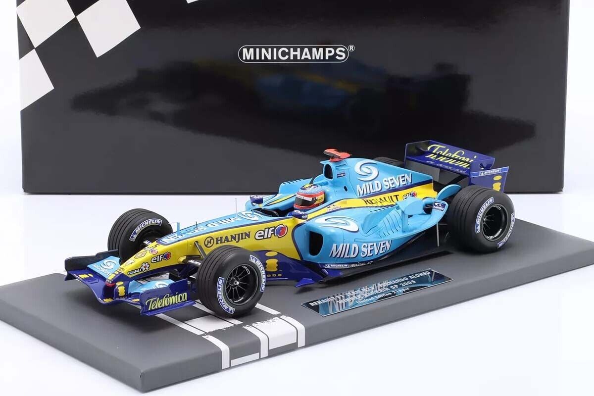 Fernando Alonso Renault F1 Team R25 Winner Bahrain GP 2005