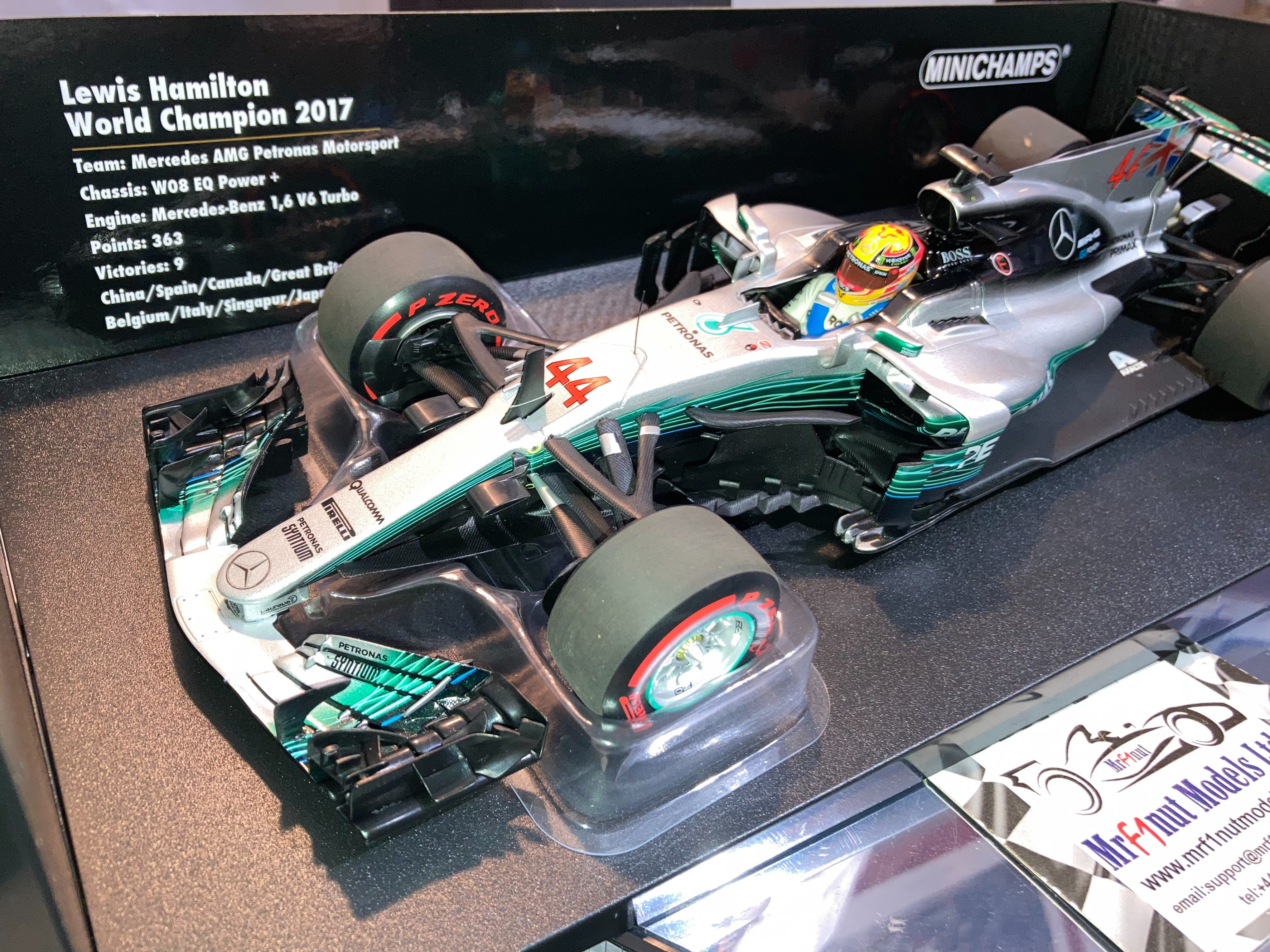 Lewis Hamilton Mercedes AMG Petronas W08 F1 World Champion 2017