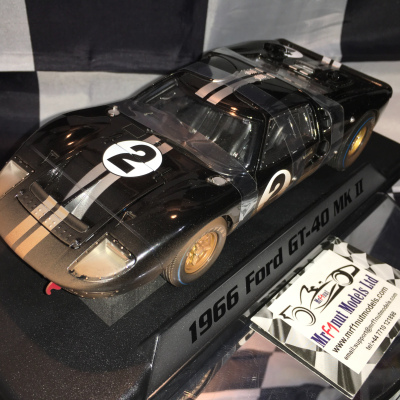Bruce McLaren/Chris Amon Ford GT40 MK II #2 (Race Dirty) Winner 24h Le ...